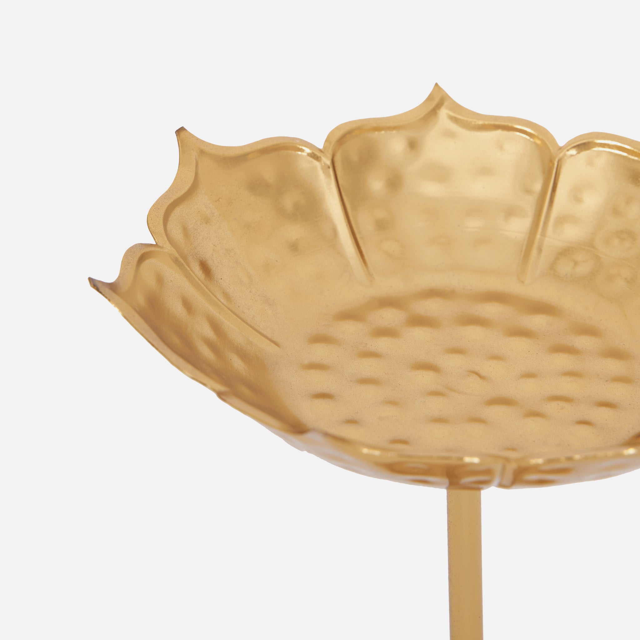 Gold Finish Stunning Urli With Stand (Set of 3) – DecorTwist